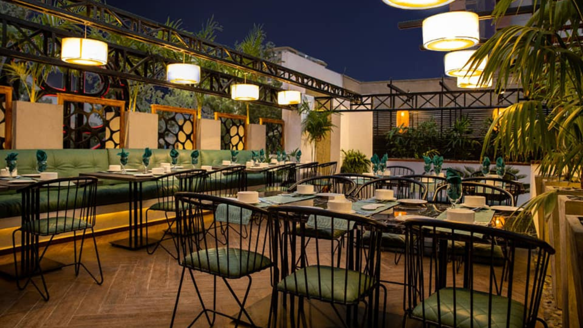 22 Best Restaurants in Karachi - The Neutral