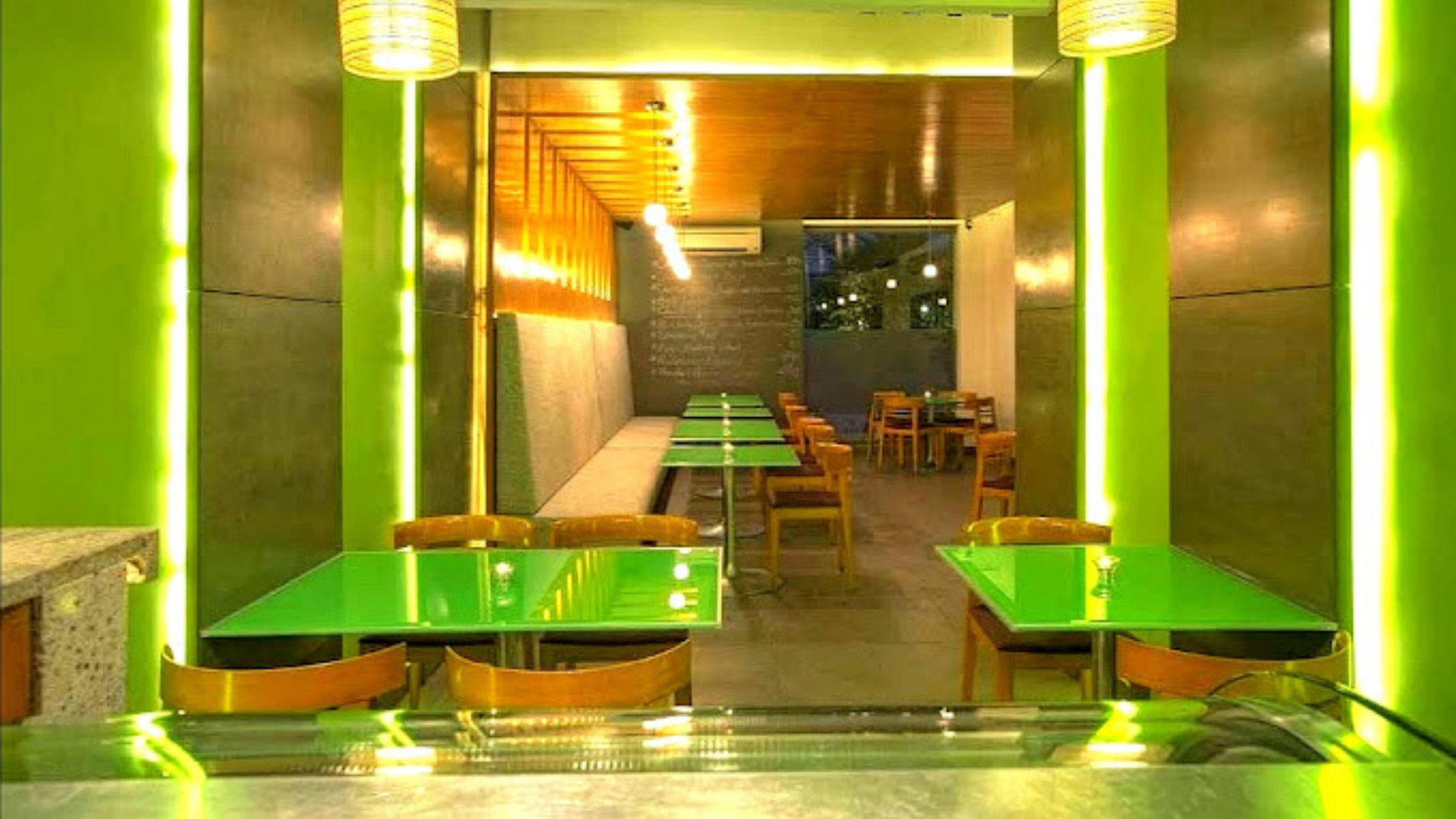 22 Best Restaurants in Karachi - The Neutral