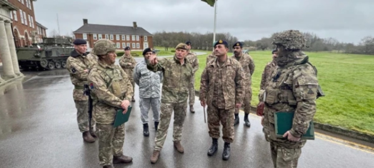 Army Chief General Asim Munir Visits UK Garrisons, Explores Military ...