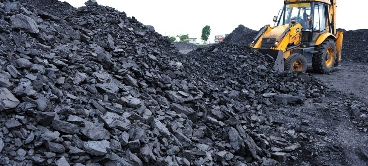 Pakistan to Boost Power Generation Using Thar Coal, Aiming to Save $2 ...