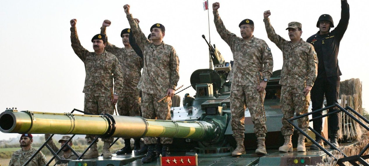 Pakistan Armed Forces Conduct Major Drills To Display Combat Readiness ...