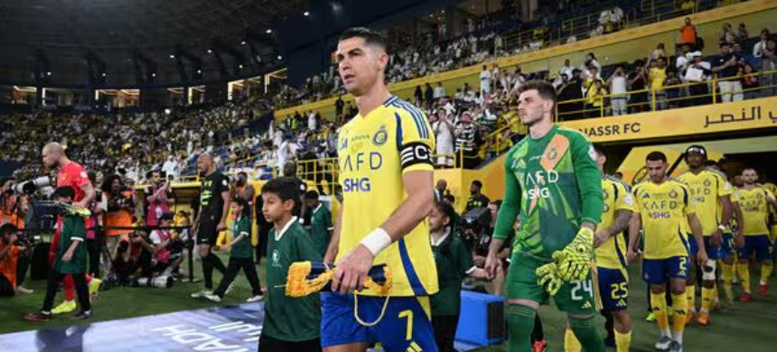 Ronaldo Sparks Speculation on Al Nassr Exit: ‘This chapter is over ...