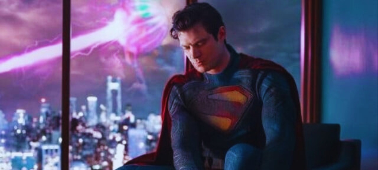 James Gunn Claps Back at Snyder Fans Urging to Spoil and Review Bomb ...