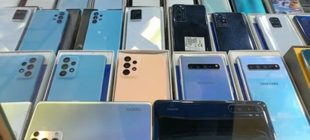 What’s the Price of a New Mobile in Pakistan Right Now?