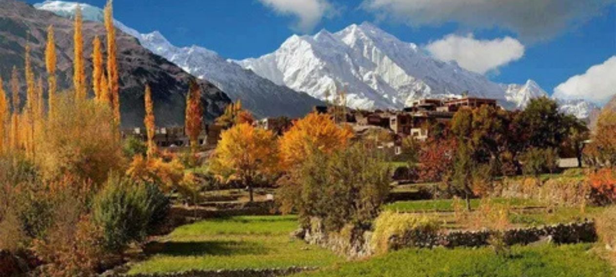 Hunza Weather & Remote Work Guide