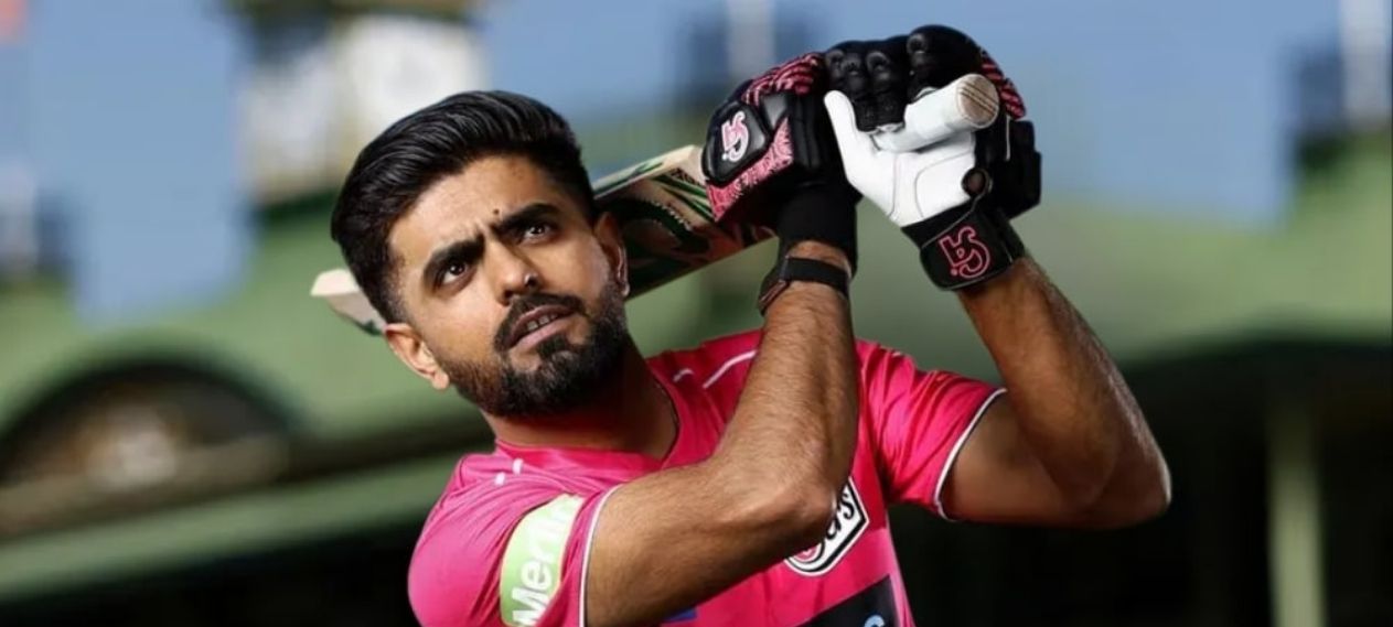 Babar Azam Scores First BBL Fifty for Sydney Sixers
