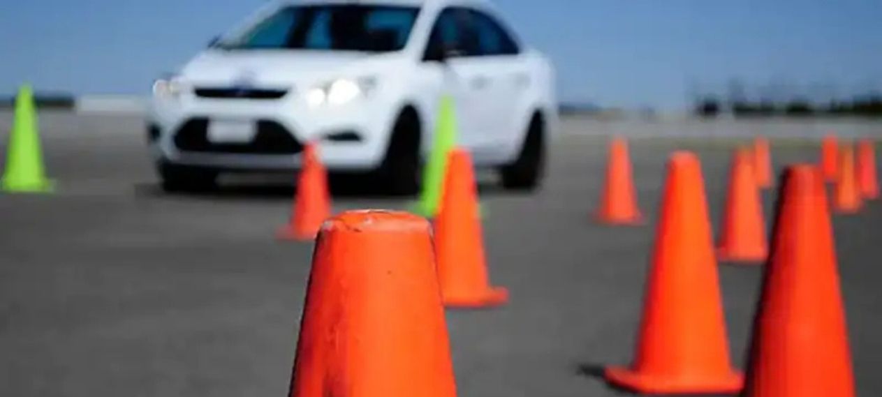 Sindh Police Launch Free Driving Classes in Karachi