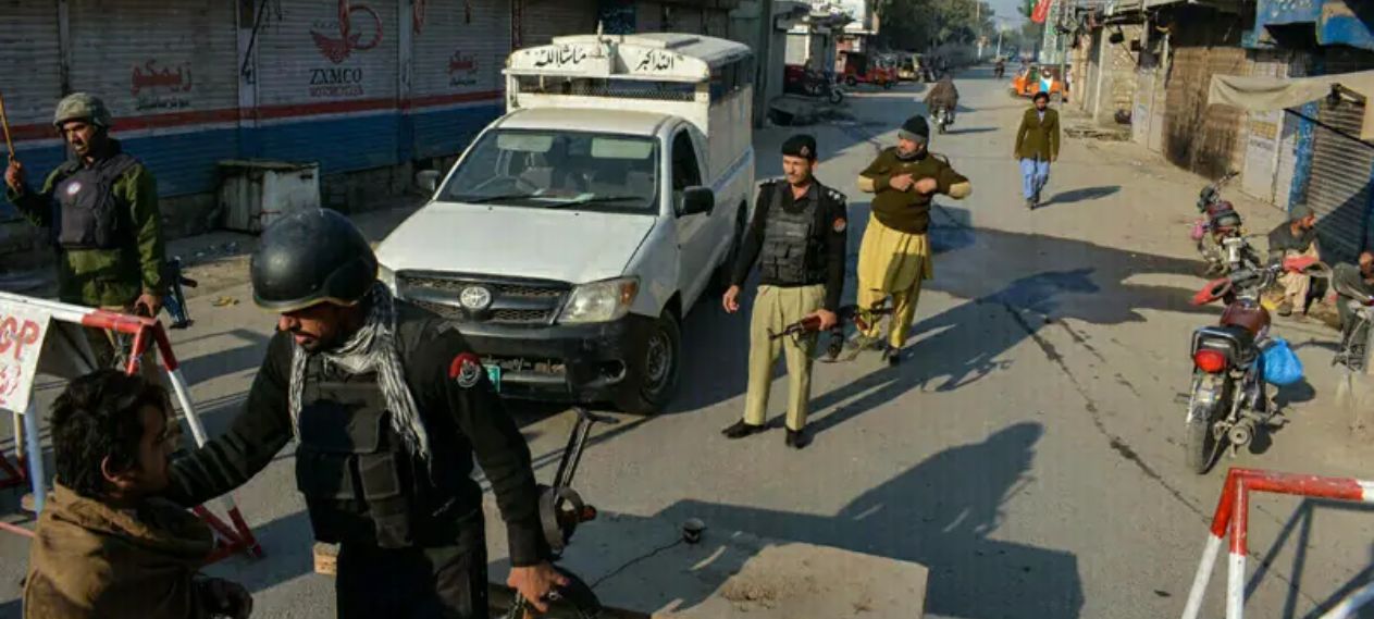Security Forces Stop Terror Attack on Bannu Check Post